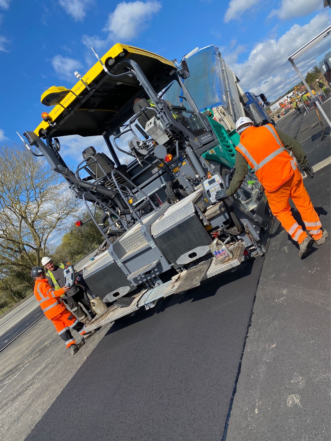 Plant & Labour Hire For Road Surfacing - New Road Surfacing